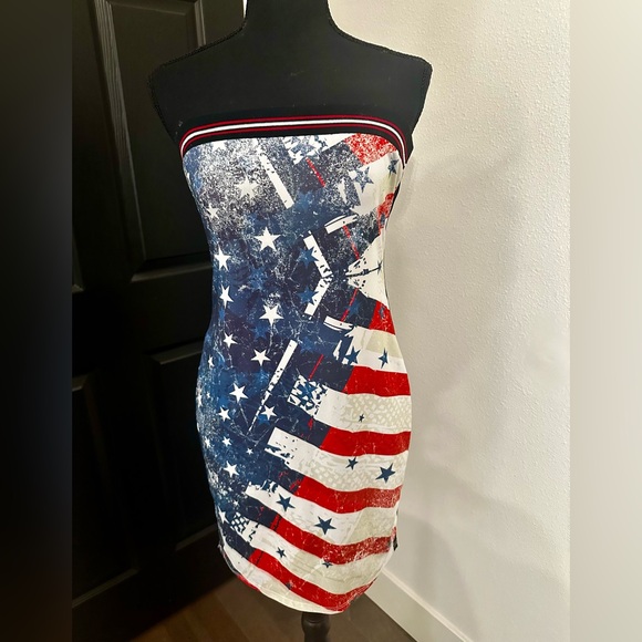 A3 Design | Dresses | Patriotic Usa Red White And Blue Flag Strapless ...